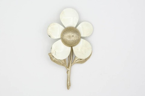 Pins/Brooches - Sarah Coventry Jewelry